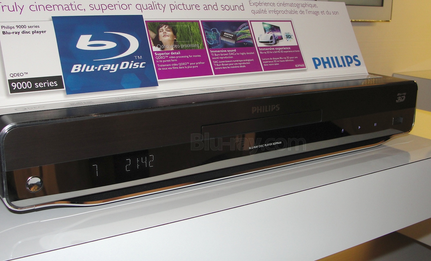 Images from IFA 2011: Philips, Pioneer & SIM2