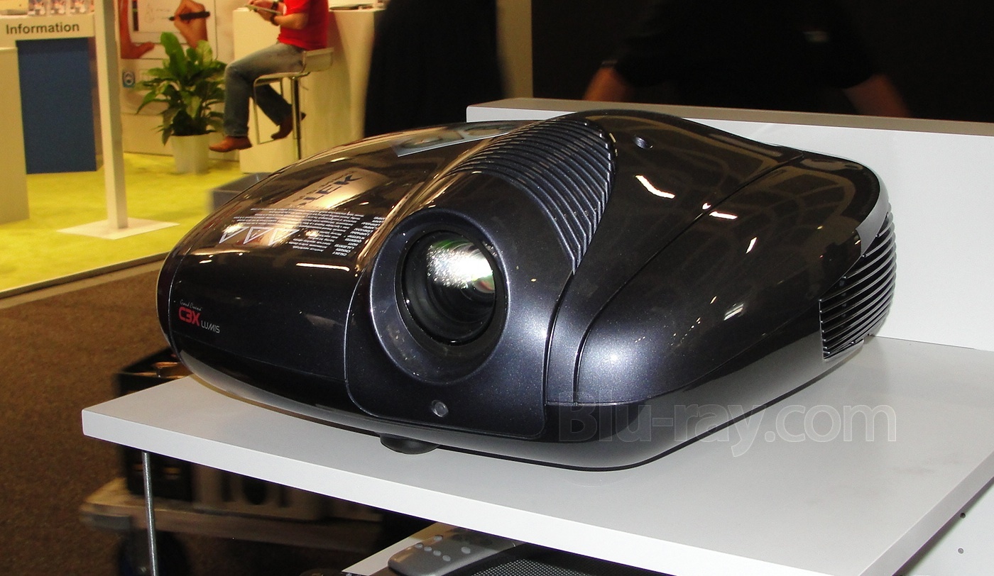 Images from IFA 2011: Philips, Pioneer & SIM2